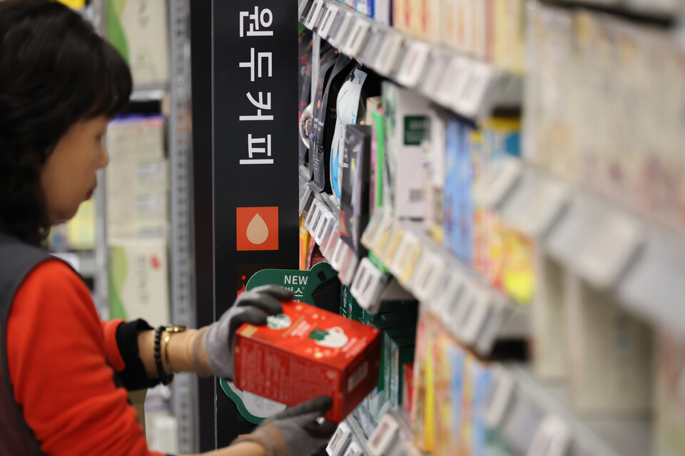 소비자심리지수, 한 달 만에 ‘곤두박질’…물가 오르며 ‘팍팍’해졌다